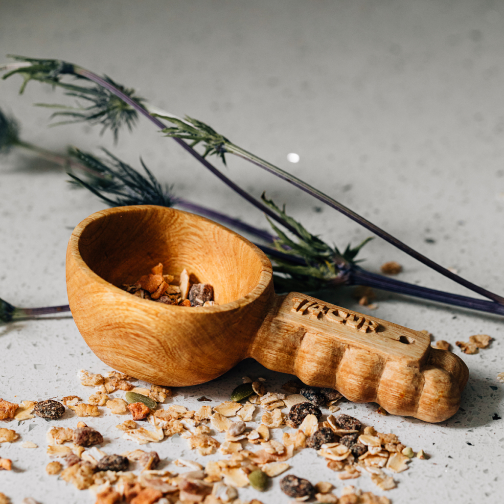 Hand Carved Wooden Ruby Measuring Cup Set – Azizi Life